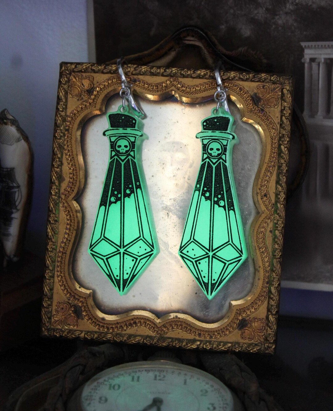 Poison Vial Potion Laser Cut Glow in the Dark Acrylic Gothic Skull ...