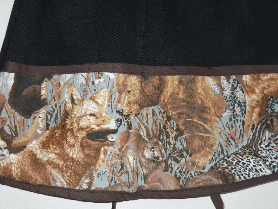 Black Denim With Wolf, Rabbit, Grizzly Bear Etc. Size 4 Children Apron ...