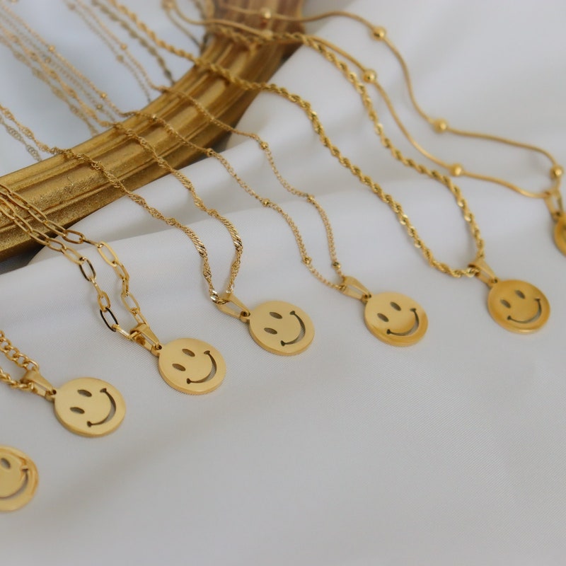 Emoji Necklace - Etsy