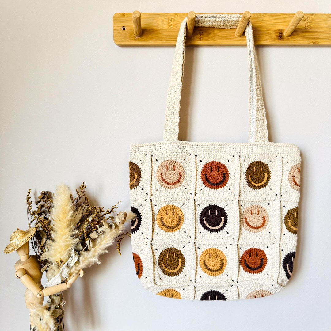 Smile Crochet Tote Bag, Smiley Face Knitted Granny Square Tote Bag for ...