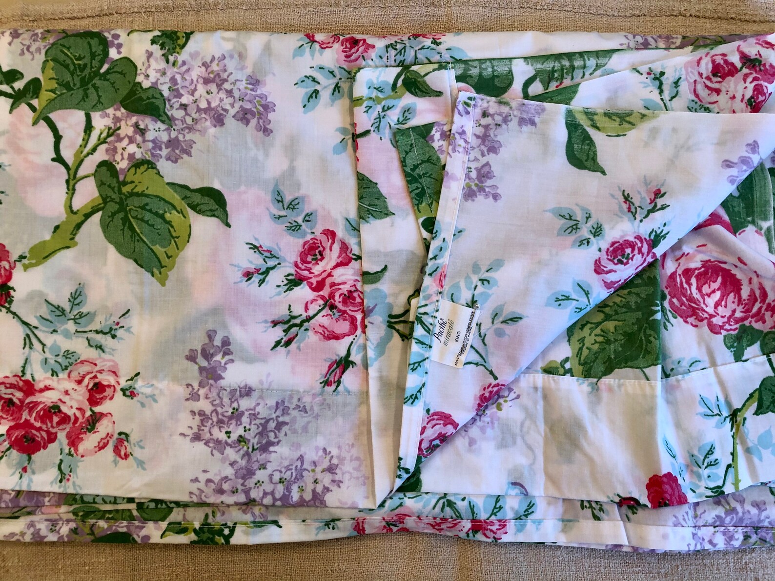 Vintage Bed Sheets Pacific Miracle Floral on White Roses - Etsy