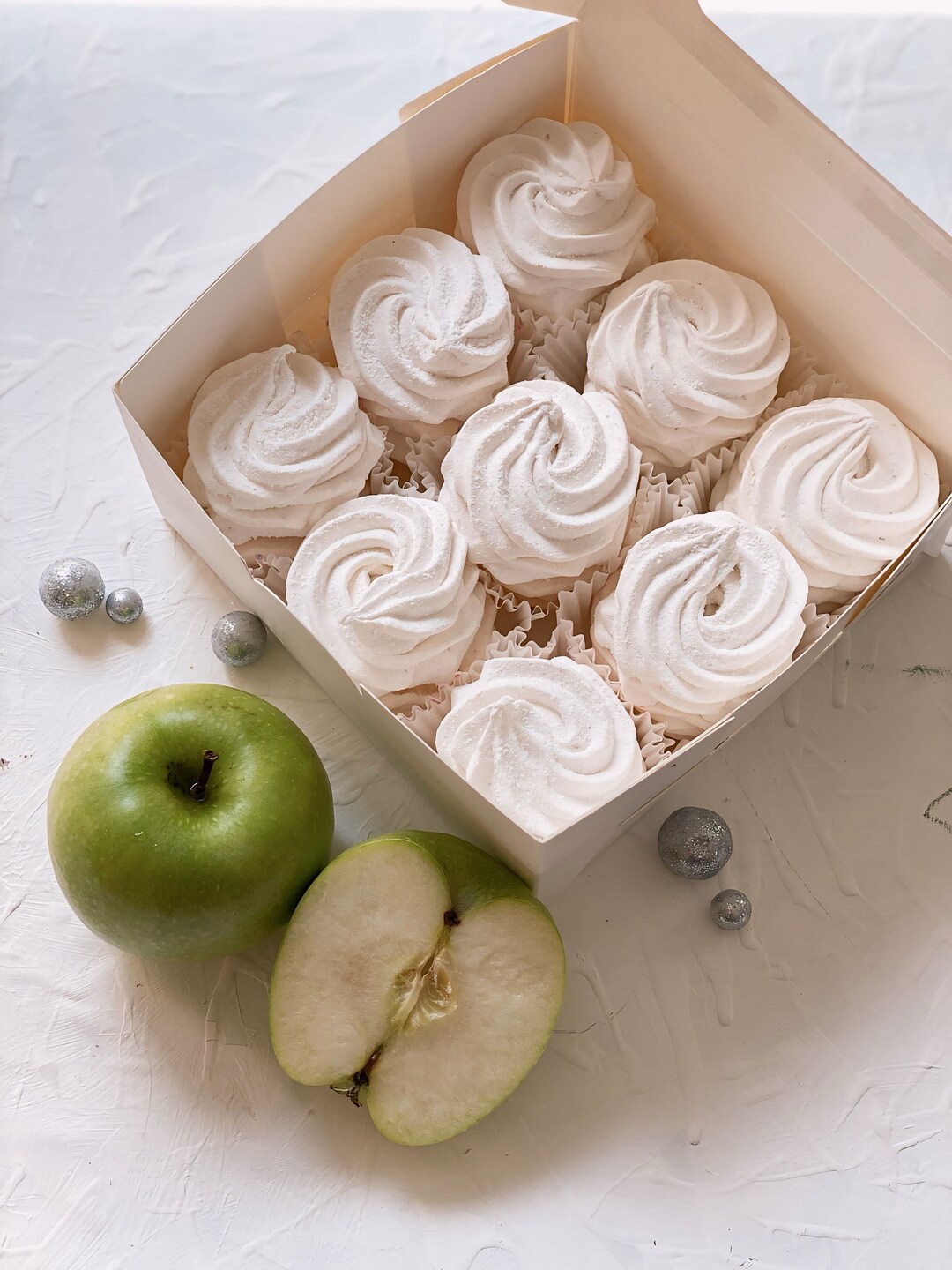 Zephyr berry Marshmallow Curls 9pcs, Classy Apple Flavor - Etsy