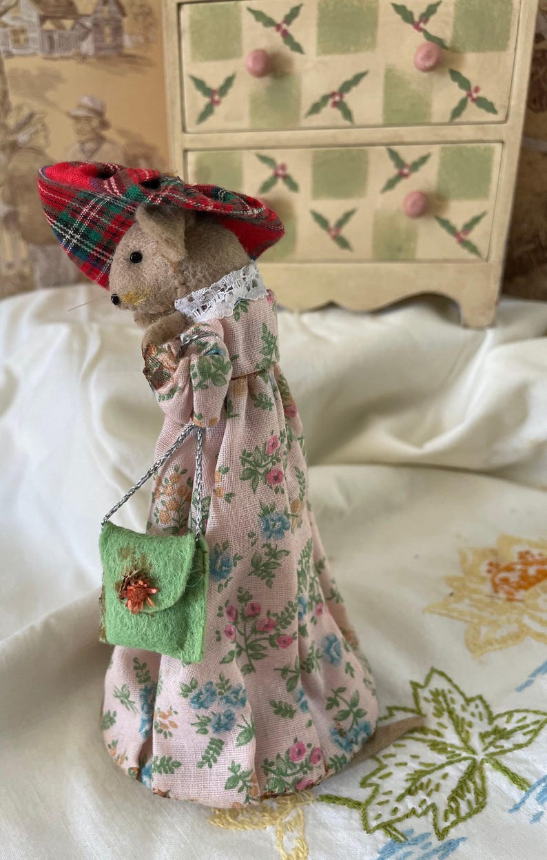 Vintage Set of Four Colonial Ladies Mice Dolls - Etsy