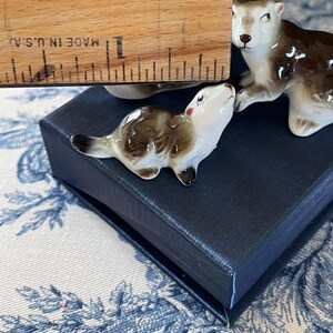 Vintage Ceramic Otter Family Figurines - Etsy