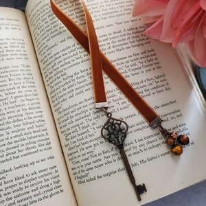 Copper Key Bookmark Velvet Ribbon Book Mark Reader Gift - Etsy