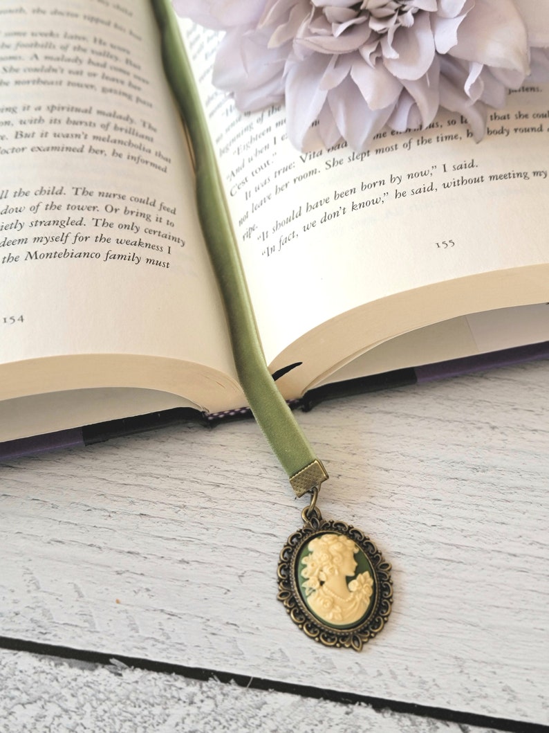 Cameo Bookmark, Vintage Style Velvet Bookmarker, Victorian Style Reader ...
