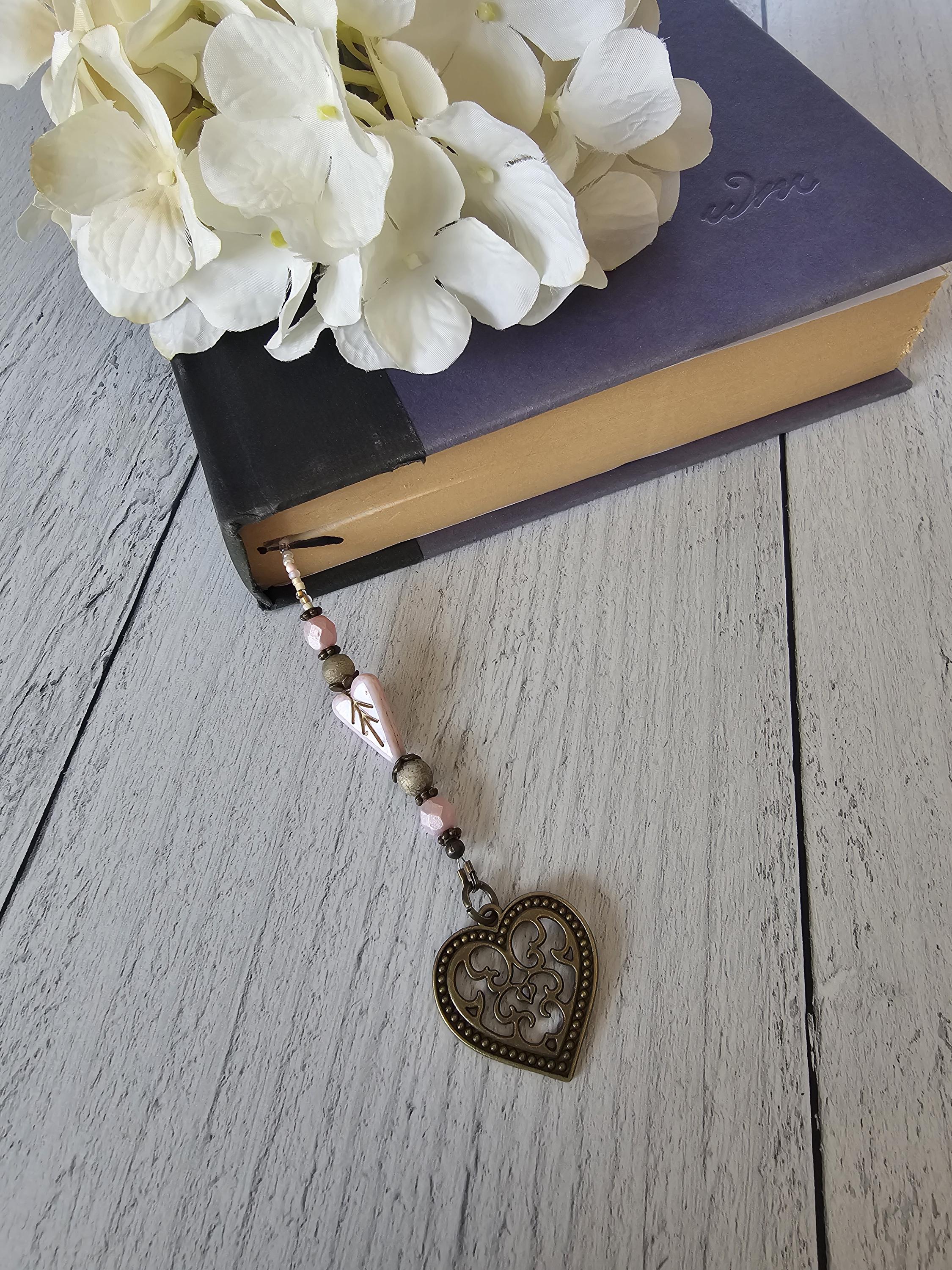 Heart Reader Gift With Flower Charm and Beads - Etsy