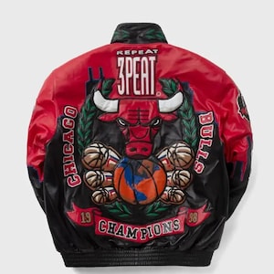 3 Peat Chicago Bulls Leather Jacket - Hand Made Customized Jacket - Etsy