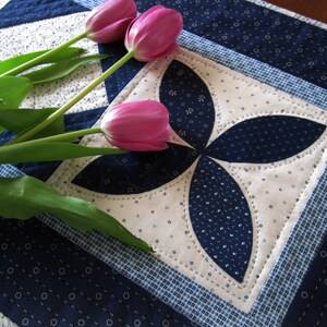 Table Runner Pattern - Blue & White Applique Quilt - Etsy