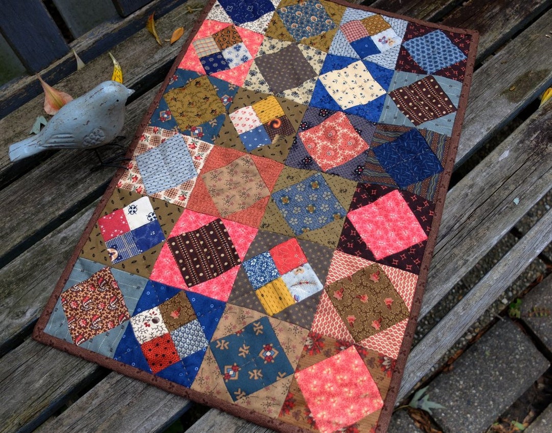 Small Quilt Pattern - Simple Square in Square Doll Quilt - Etsy