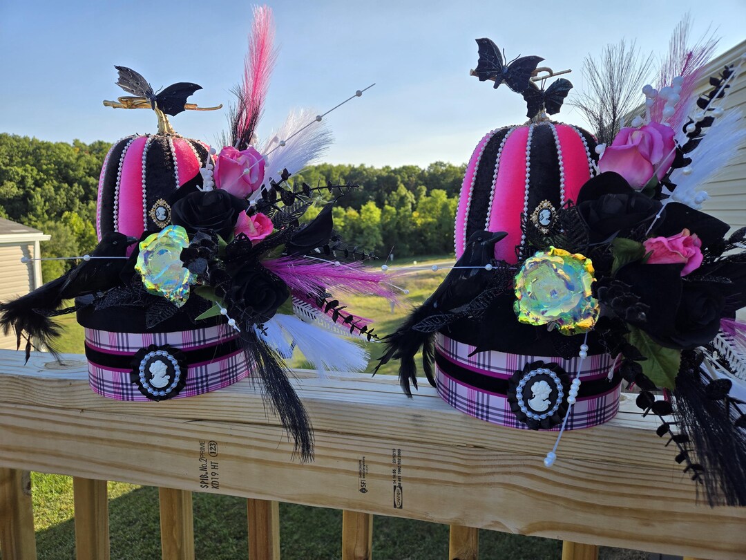 Elegant Glam Halloween Centerpiece – Black & Pink Gothic Crow Décor ...