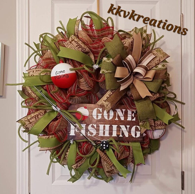 Gone Fishing Wreath – Rustic Fishing-themed Front Door Decor - Etsy