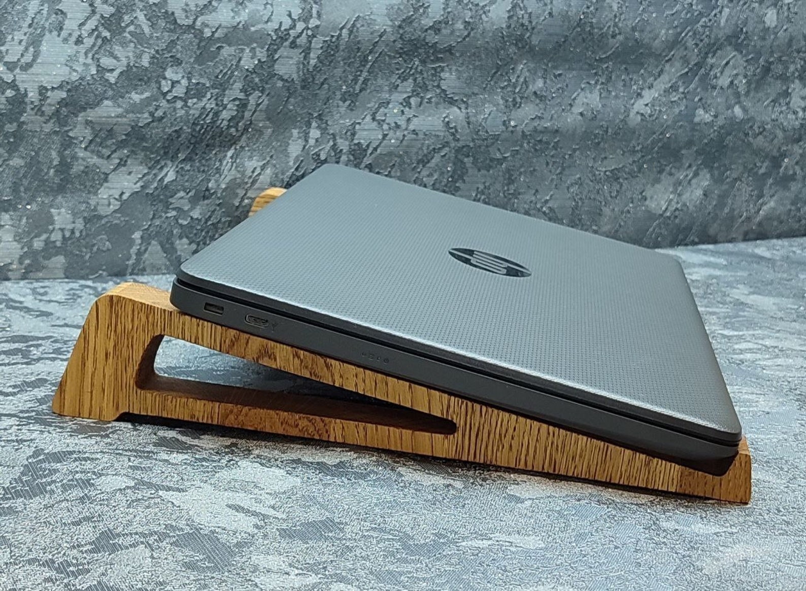 WOODEN Laptop Stand, Laptop Riser, Desk Organizer for Laptop, Solid ...