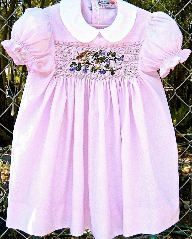 Hand Smocked Hand Embroidered Girls Easter Dress Size 4/ Lavender Blue ...