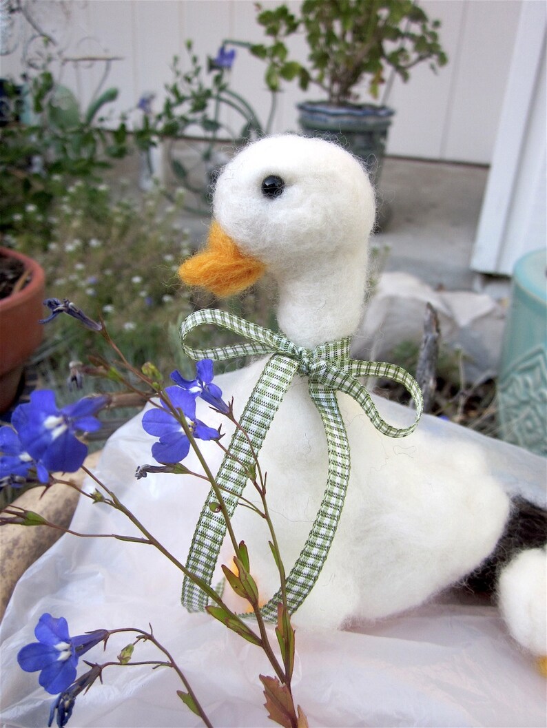 Needle Felted Mother and Baby Duck Dolls, Log and Flowers/ Heirloom ...