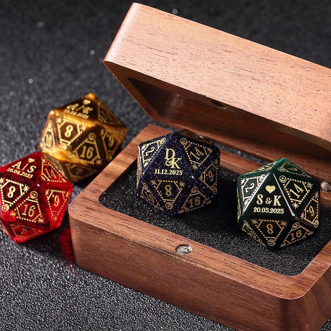 Custom Wedding Dice - D20, Engagement Gift, Personalized Dnd Gifts ...