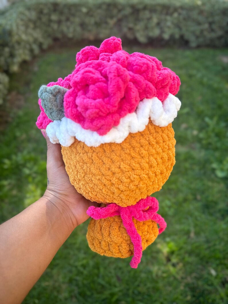Handcrafted Crochet Rose Bouquet Plush | Soft & Colorful Gift for All ...
