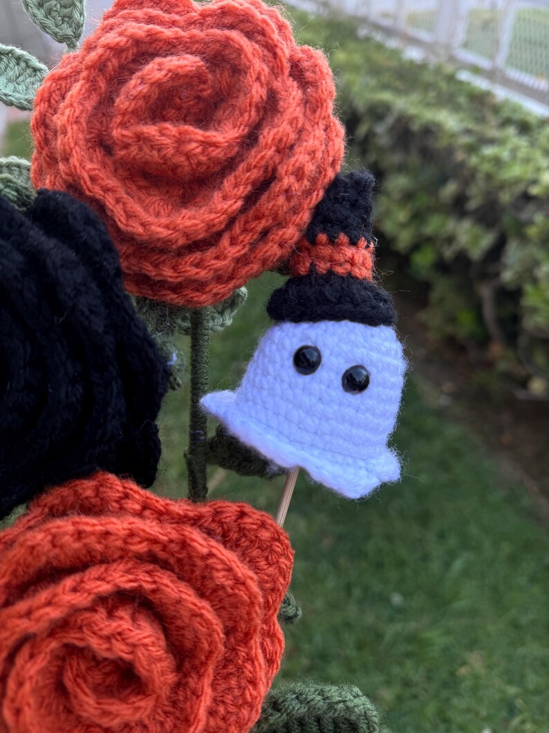 Cute Crochet Halloween Rose Bouquet Halloween Roses Ghost Roses - Etsy