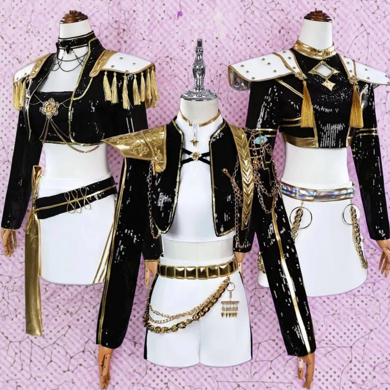 Roomies Golden Costume in a Size Medium From K. Pop Demon Hunters ...