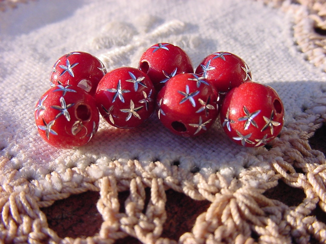 Crimson Red Burgundy Red Platinum Silver Stars Vintage Lucite Beads - Etsy