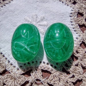 Imperial Jade Green Marbled Scarabs Vintage Lucite Beads - Etsy