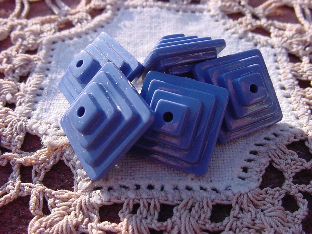 Periwinkle Pyramid Stacked Vintage Lucite Beads - Etsy
