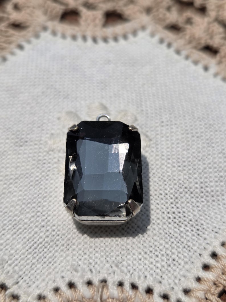 Deep Fog Grey Smoky Grey Topaz Unique Facets Pendant Vintage Bead ...