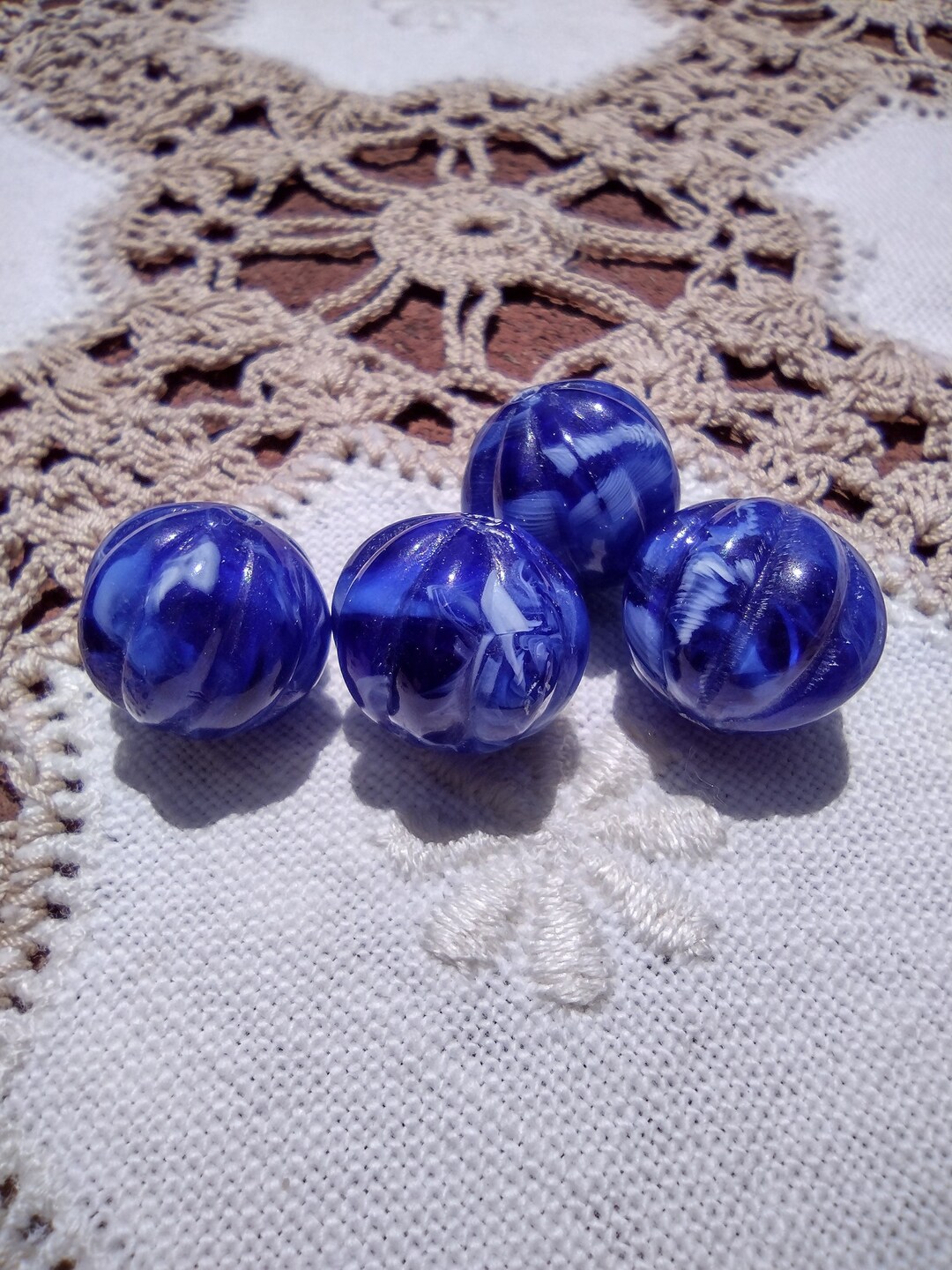 Navy Blue Powder Blue Snowy White Marbled Fluted Vintage Lucite Beads ...