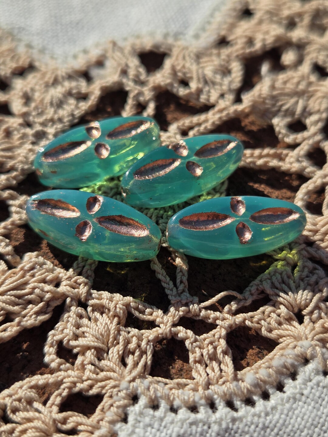 UV Reactive Blacklight Glow Mint Green Opal Golden Etched Vintage Czech ...