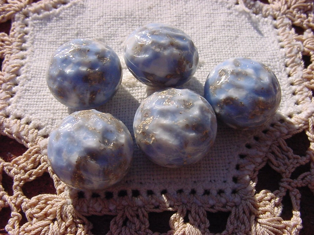 Periwinkle Blue Powder Blue Golden Cream Dimpled Vintage Lucite Beads ...