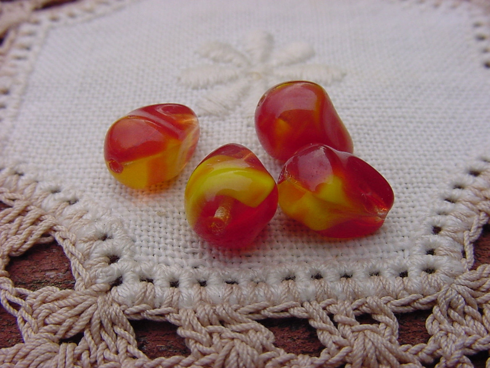 Lemon Cherry Givre Nugget Vintage Glass Beads - Etsy