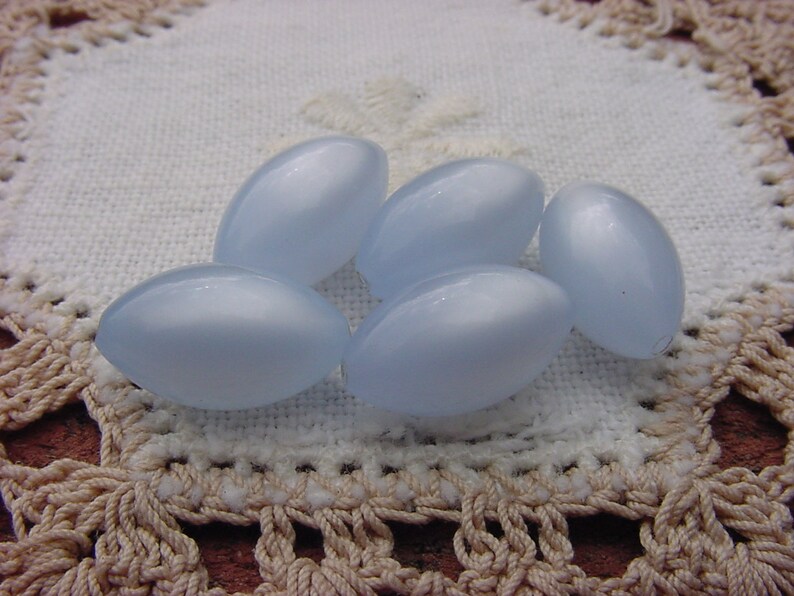 Powder Baby Blue Moonglow Vintage Lucite Beads | Etsy