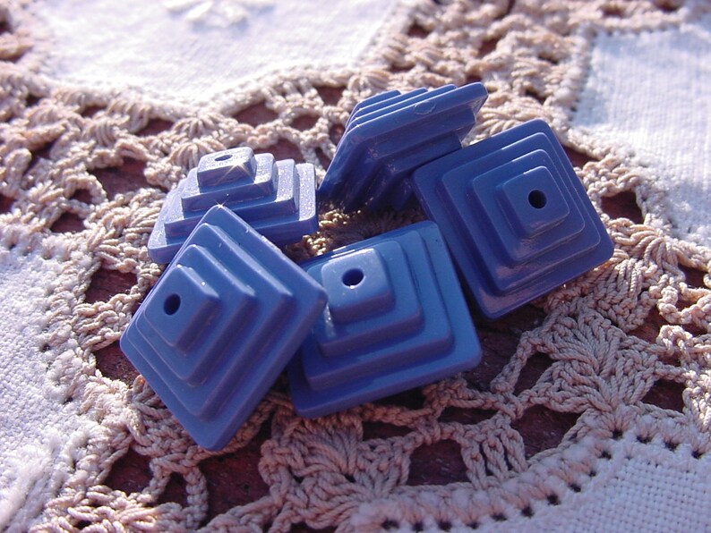 Periwinkle Pyramid Stacked Vintage Lucite Beads | Etsy