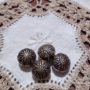 Jet Black Gold Seashell Pattern Intricate Golden Ebony Vintage Lucite ...