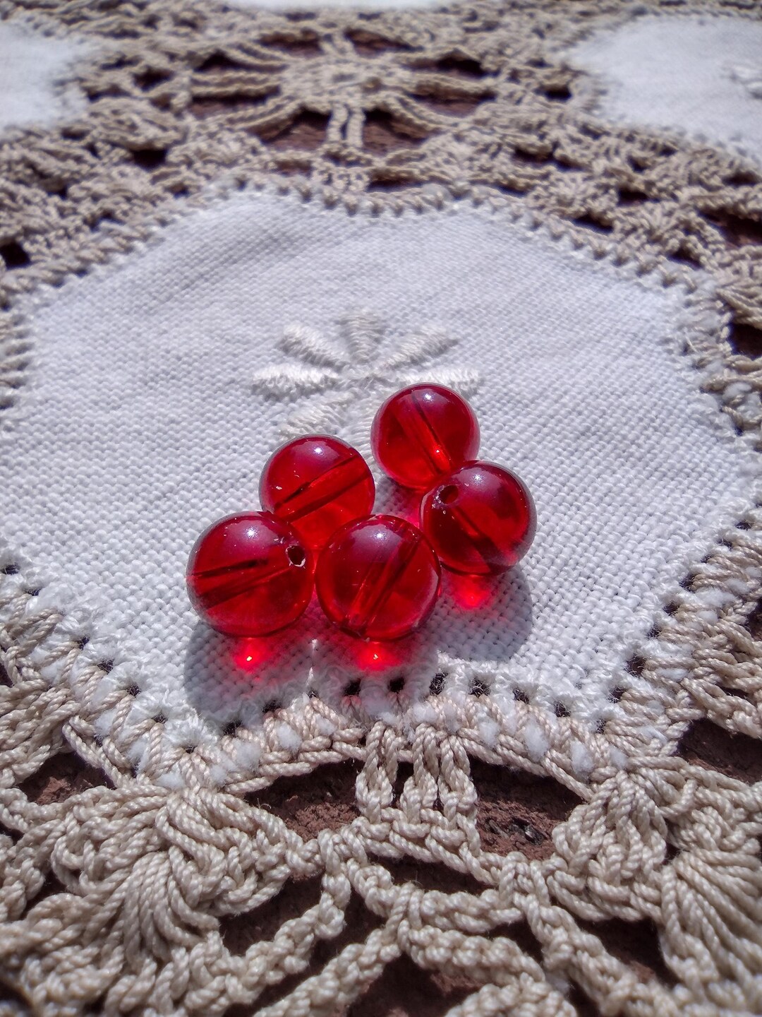 Garnet Red Ruby Red Deep Crimson Red Petite Spheres Vintage Lucite Beads - Etsy