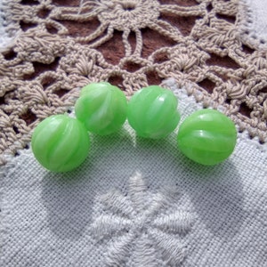 Key Lime Citrus Neon Green Lime Meringue Marbled Fluted Round Vintage ...