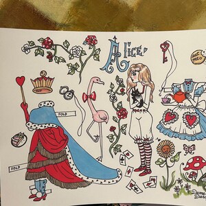 Queen Alice 2 Gift Box With Spell and Paper Dolls - Etsy