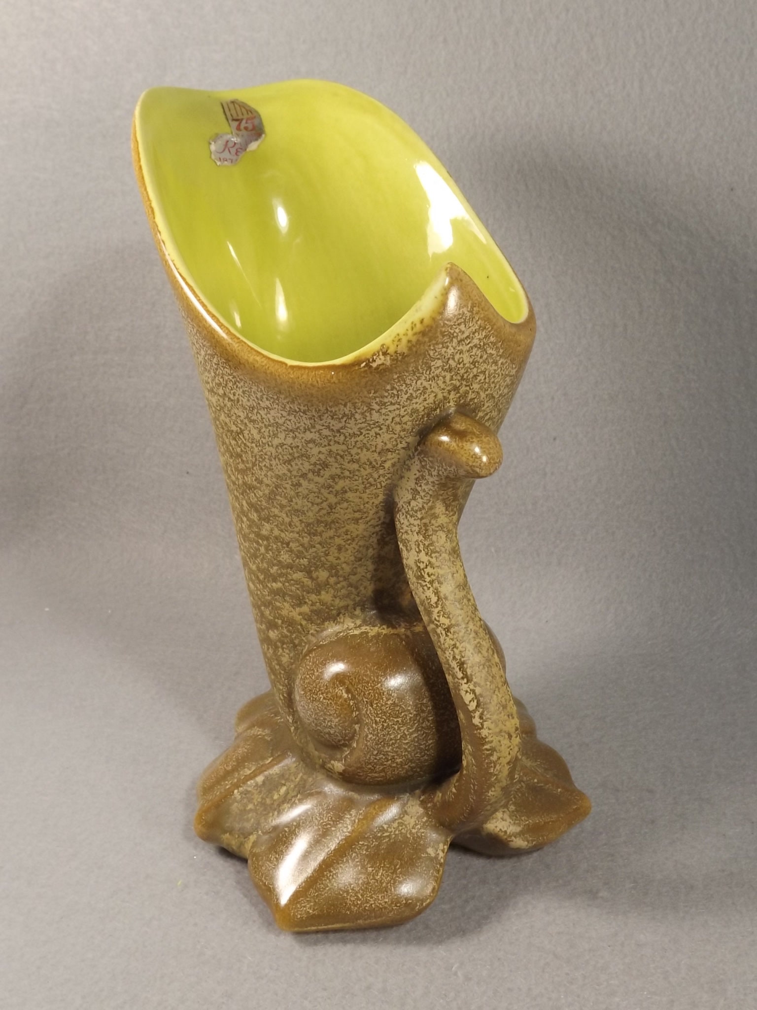 Red Wing 1356 Cornucopia Vase, Brown Spatter Speckle Glaze, Lime Green ...