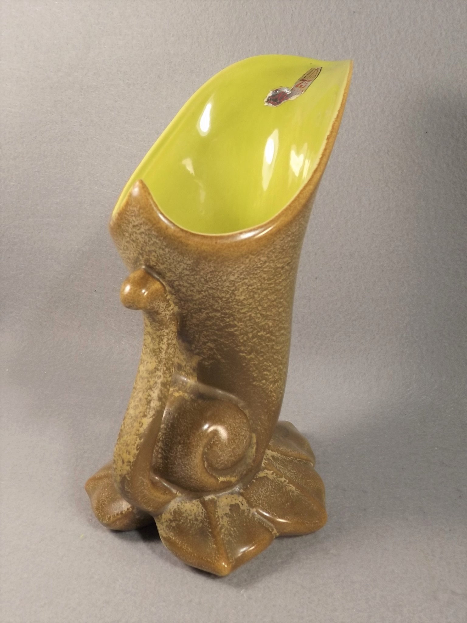 Red Wing 1356 Cornucopia Vase, Brown Spatter Speckle Glaze, Lime Green ...