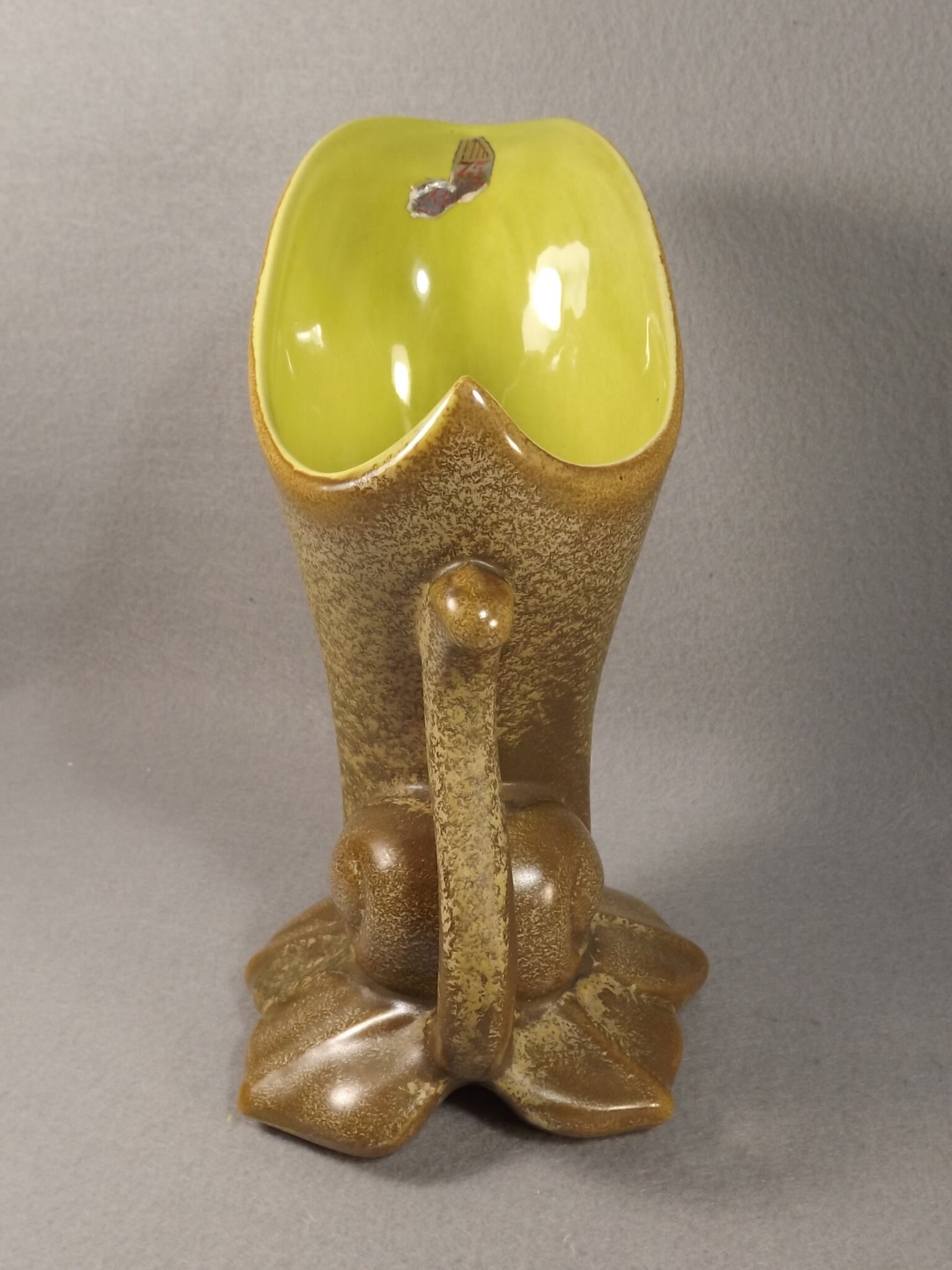 Red Wing 1356 Cornucopia Vase, Brown Spatter Speckle Glaze, Lime Green ...