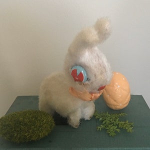 Vintage Hopping Bunny Rabbit Wind up Toy, White Fur Covered Metal With ...