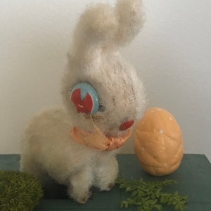 Vintage Hopping Bunny Rabbit Wind up Toy, White Fur Covered Metal With ...