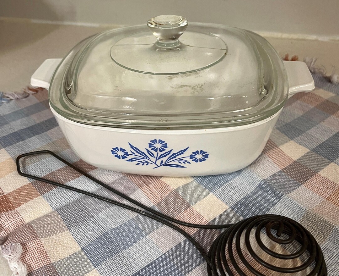 Vintage Pyroceram Corning Ware Casserole Dish Cornflower Pattern, White ...