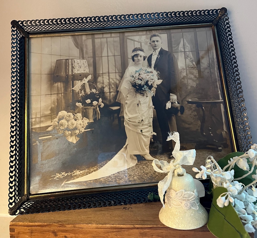 Antique Sepia Bride and Groom Wedding Photo With Colored Bouquet in Art ...