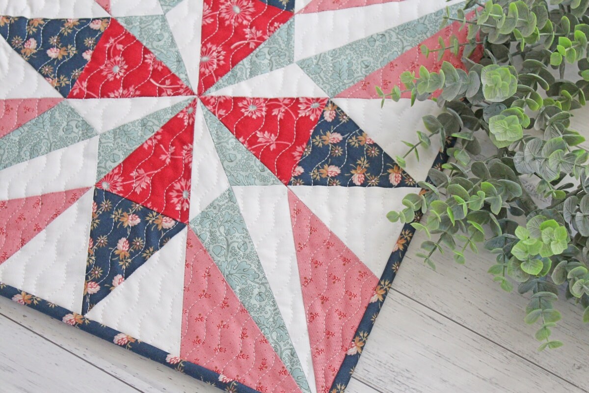 Elizabeth Mini Quilt PDF Pattern - Etsy Australia