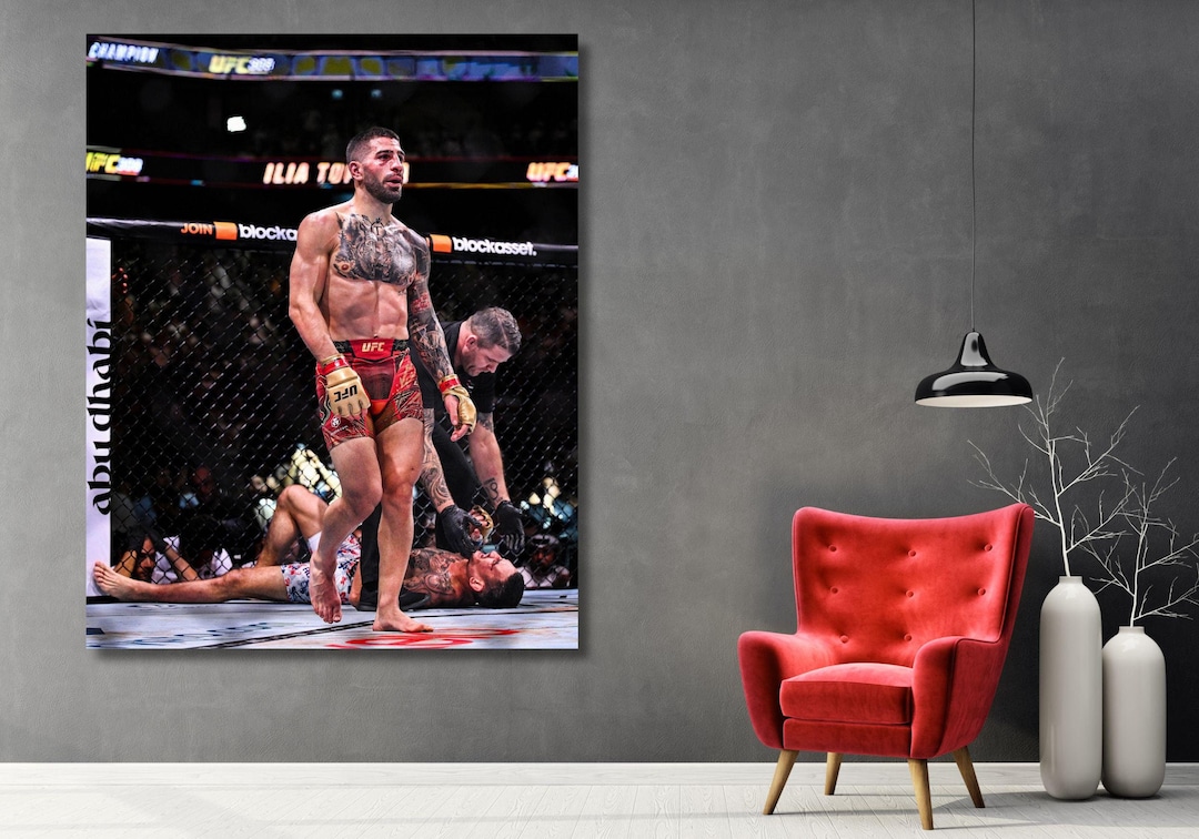 Ilia Topuria KO Max Holloway UFC Canvas Wall Art - Etsy