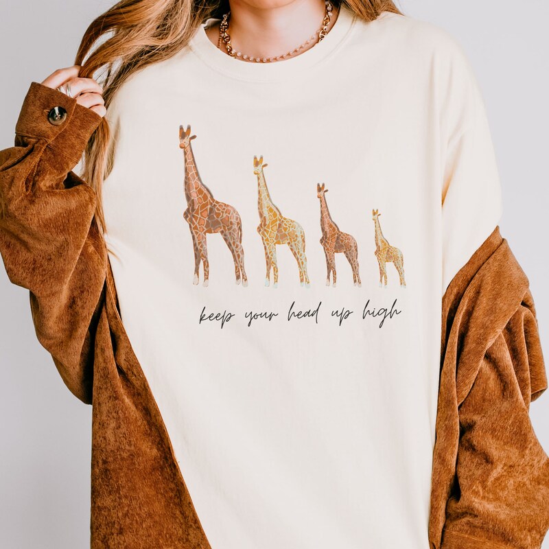 Giraffe Tee - Etsy
