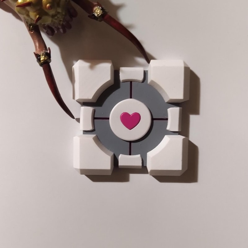 Companion Cube - Etsy