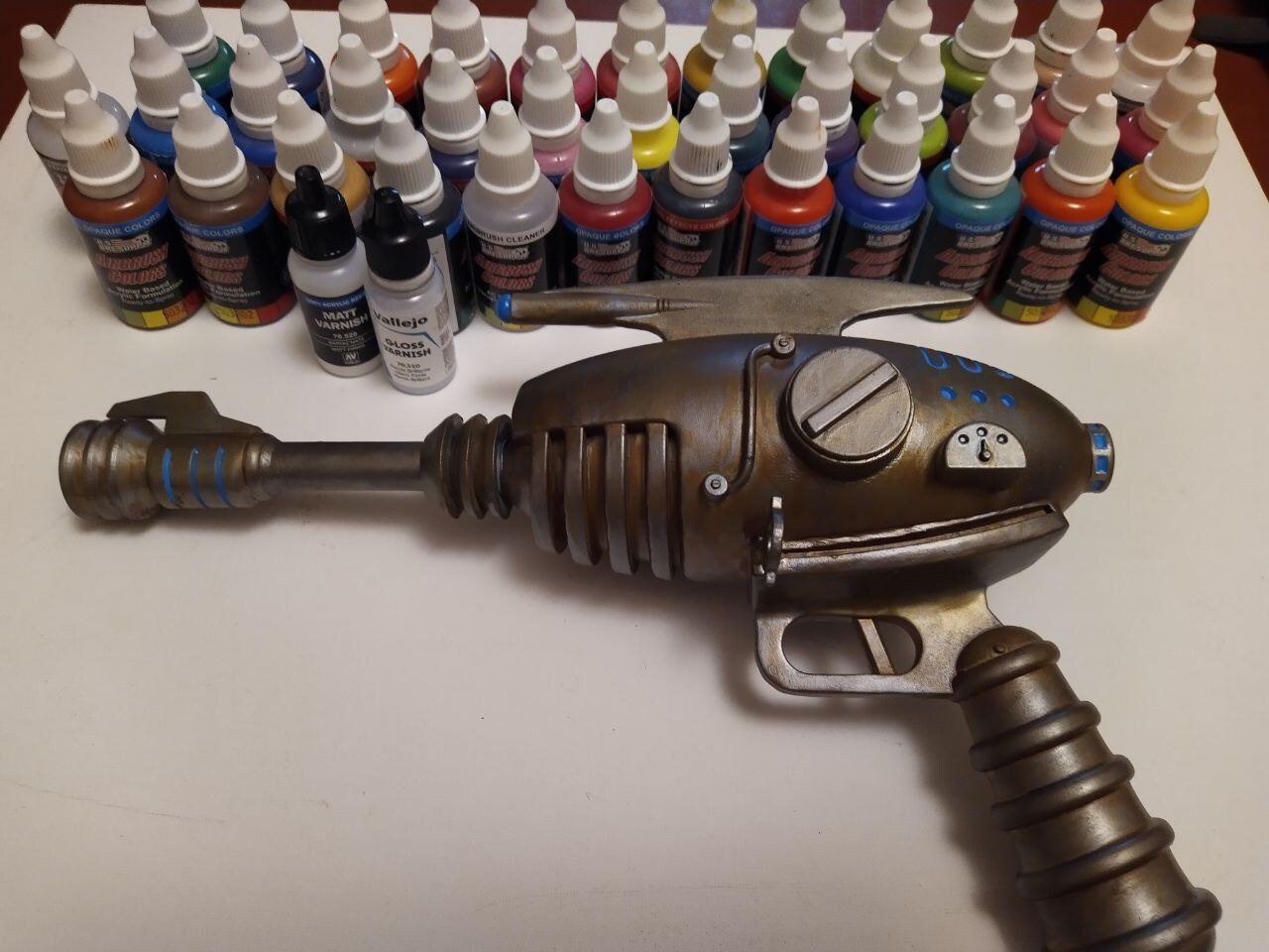 Alien Blaster, Fallout Cosplay, Firelance Blaster. Prop - Etsy
