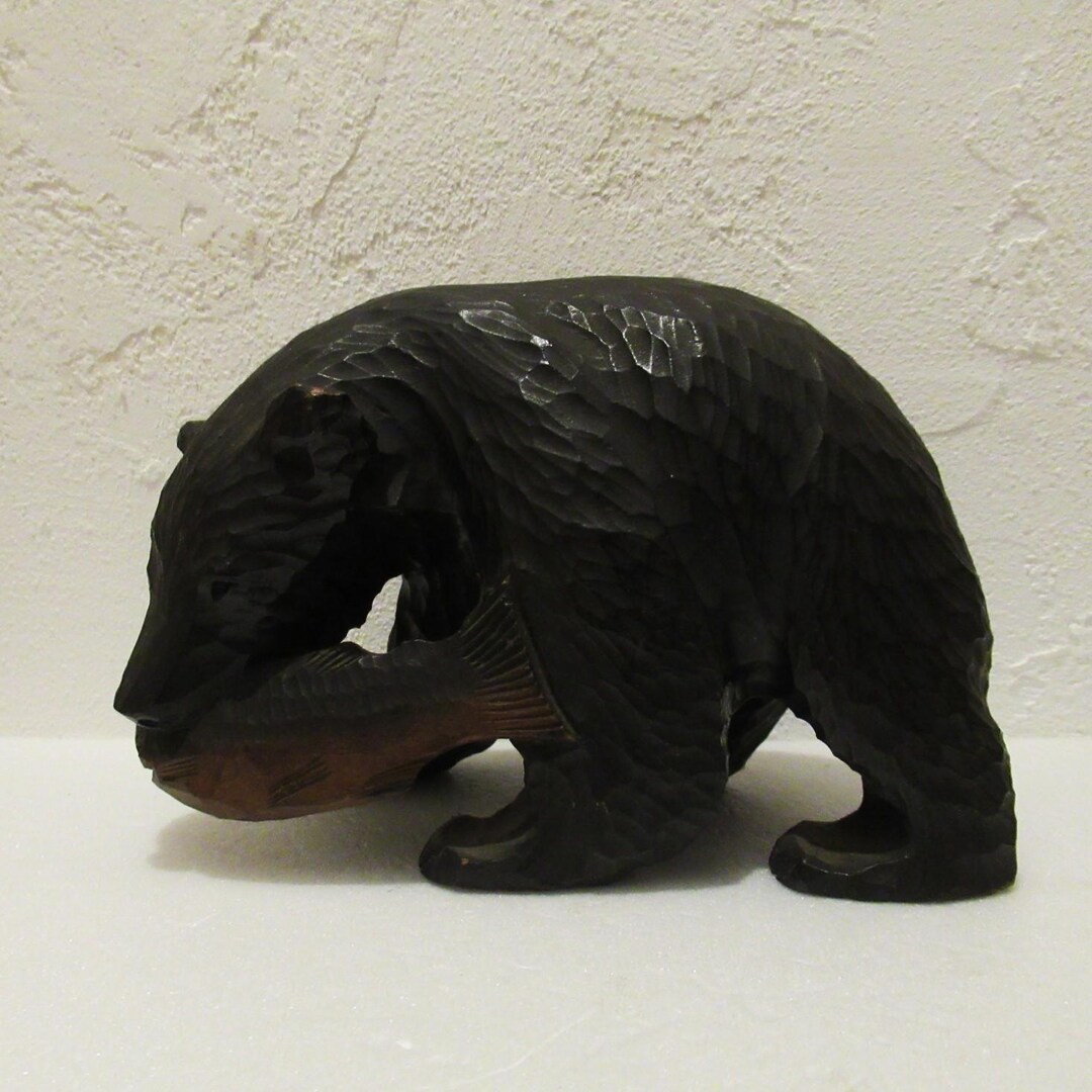 Ainu Wood Carving Higuma Bear the Bear That Caught the Salmon Figurine ...